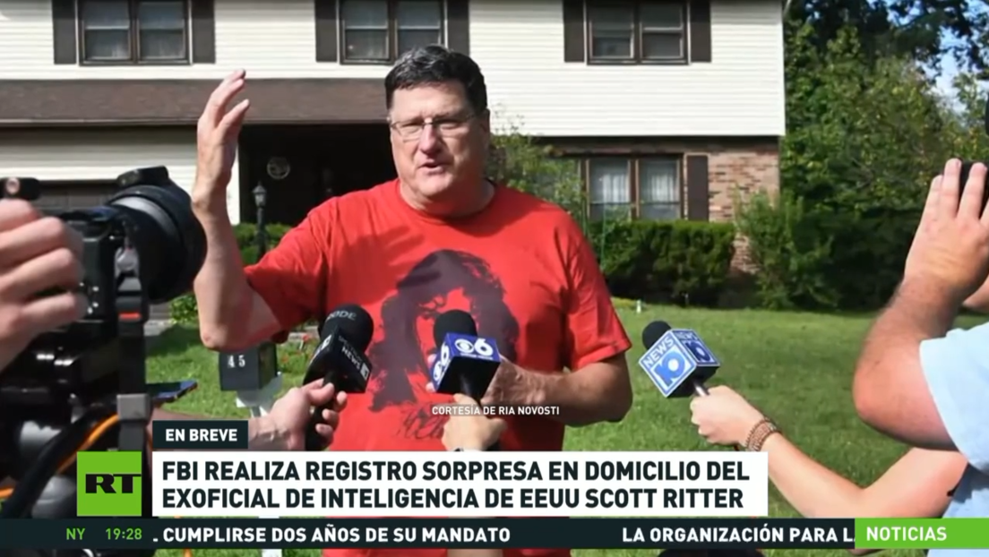 FBI hace un registro sorpresa en domicilio del exoficial de ...