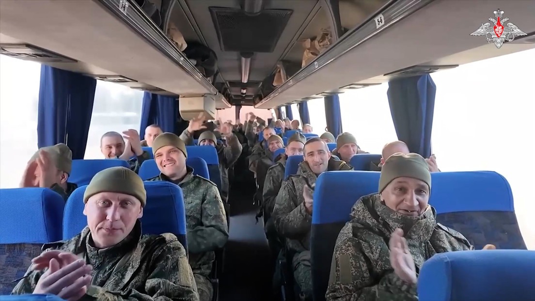 Rusia y Ucrania intercambian 175 prisioneros de guerra de cada bando - RT