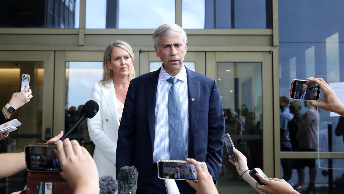 Maduro estará representado por abogado que defendió a Assange - RT