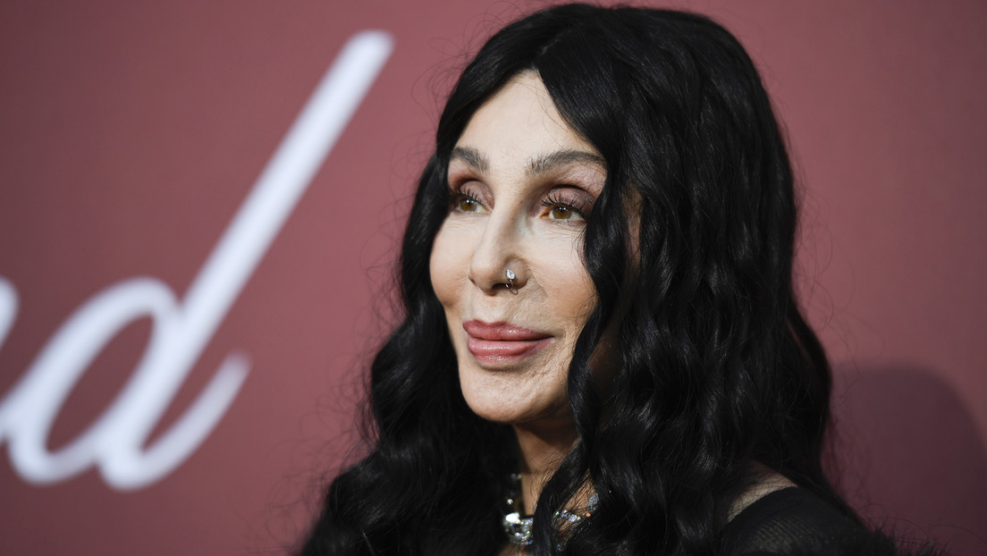"Me quedé paralizada": Cher revela que fue agredida sexualmente a los ...