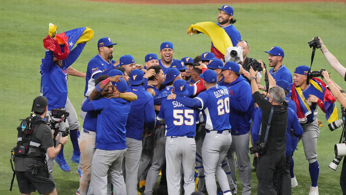 Venezuela derrota a EE.UU. en el Clásico Mundial de Béisbol y conquista ...